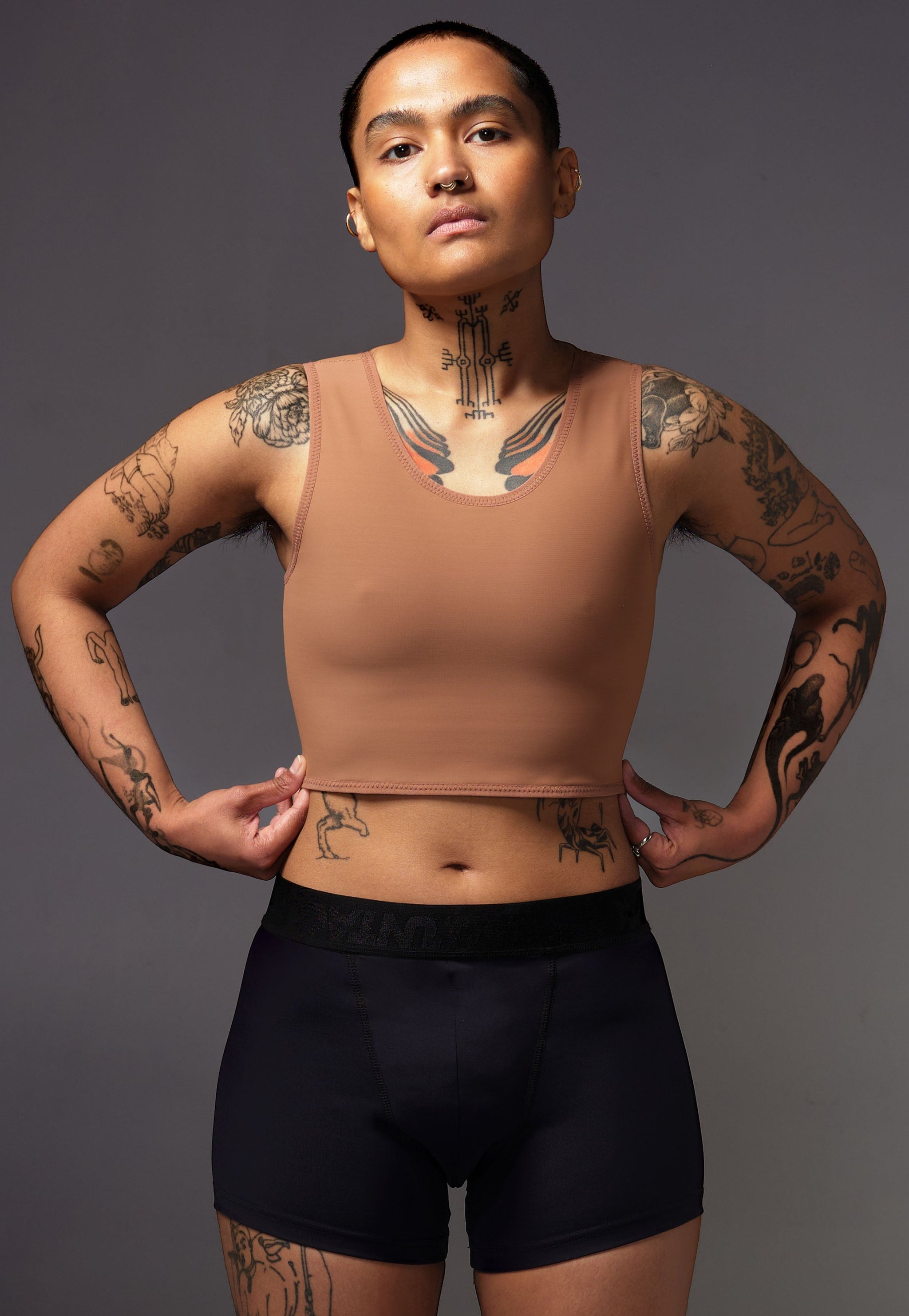 Short chest binder strong Chocolate| UNTAG | For every body